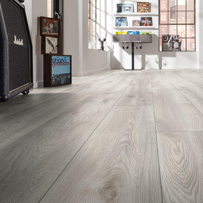 Premium Aveny Ek ljusgrå laminatgolv | Colorama